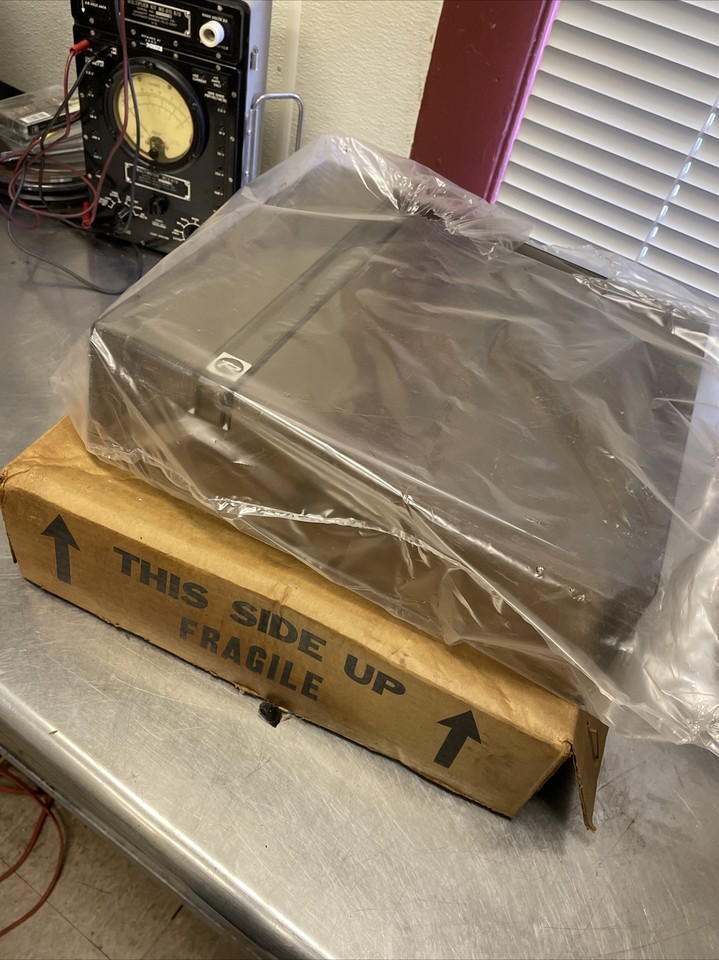 Realistic LAB 12C Turntable Smoke Plastic Dust Cover Lid with original ...