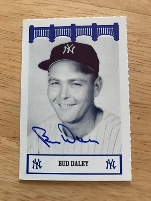 BUD DALEY SIGNED 1992 NEW YORK YANKEES 1960’S WIZ SGA PROMO BASEBALL ...