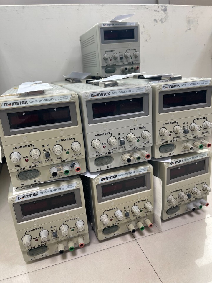 Gwinstek GPS-3030DD 30V/3A DC Regulated Power Supply | eBay