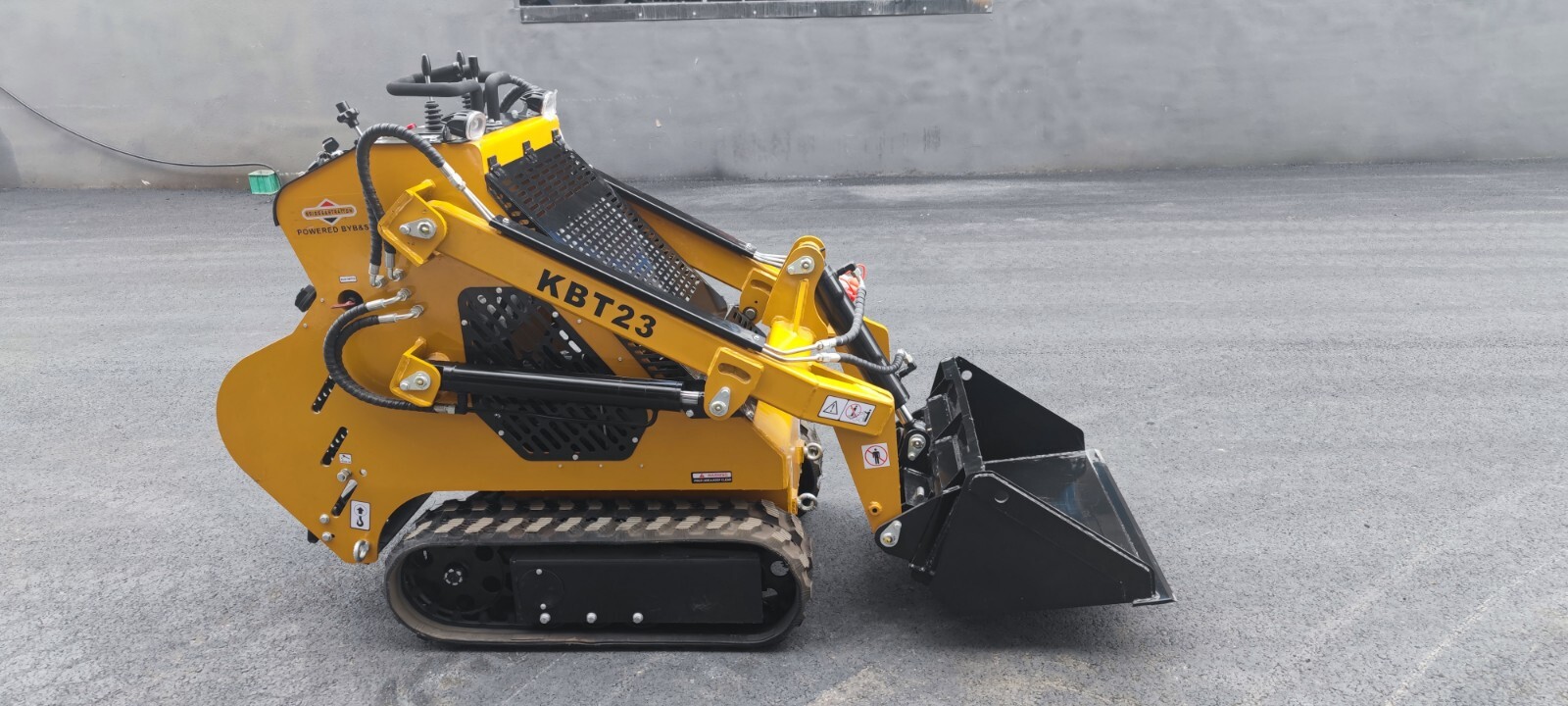 AGT KBT23 Mini Hydraulic Skid Steer Track Loader B&S Engine Machine ...