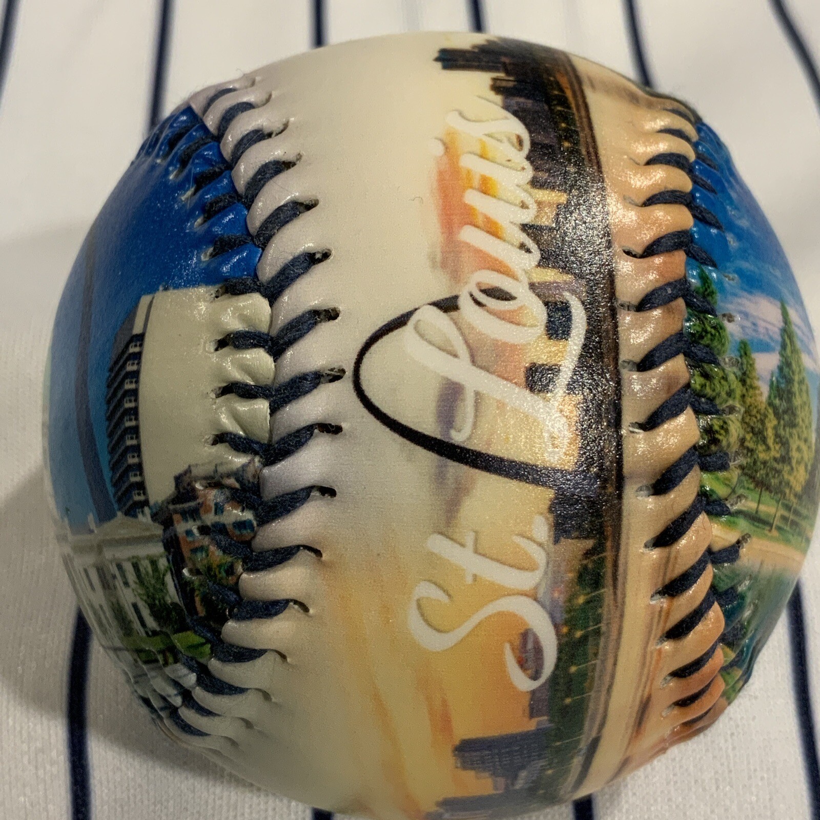 St. Louis Gateway Arch National Park Souvenir Promotional Baseball ball ...