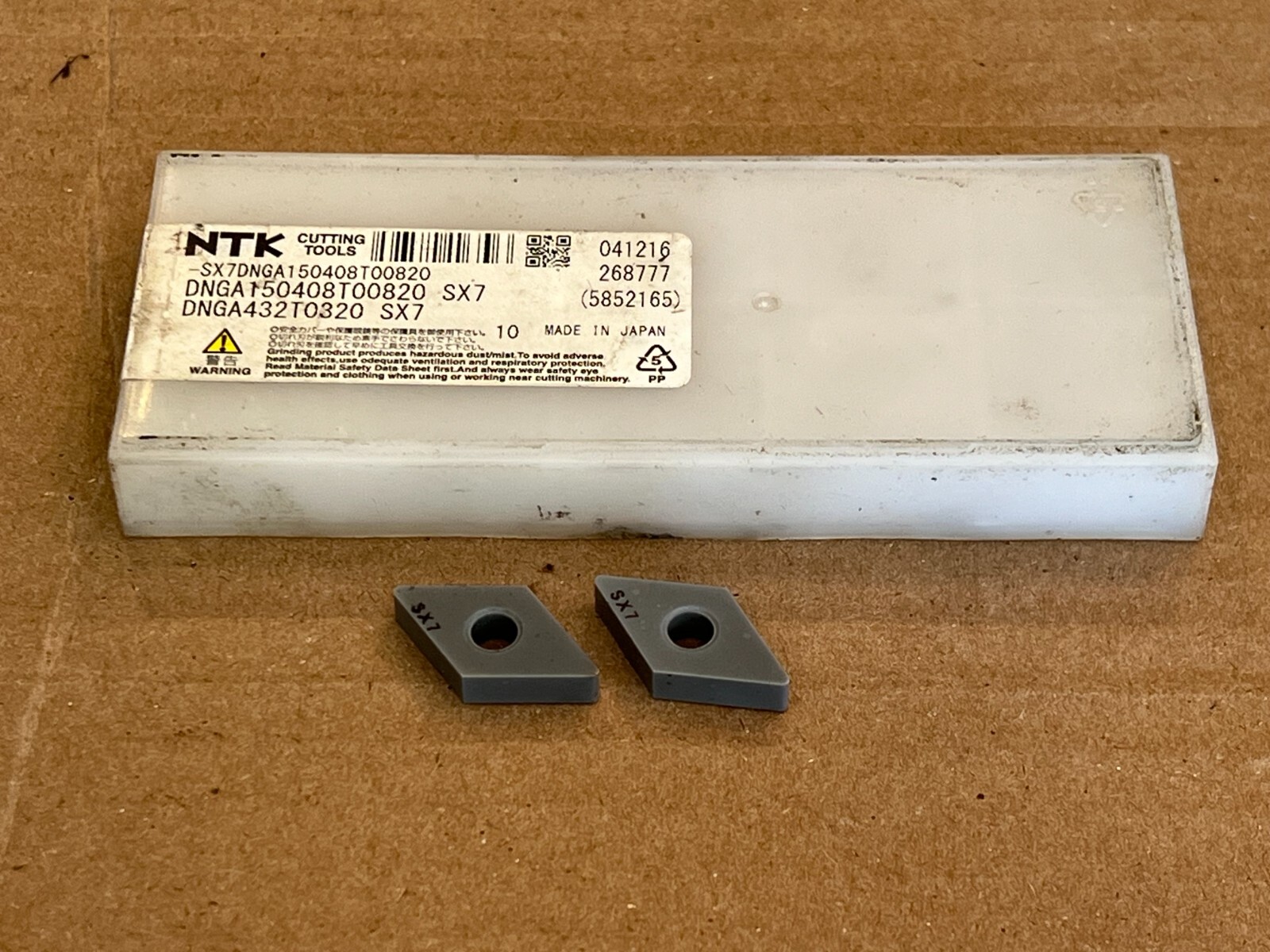 NTK Ceramic Inserts - DNGA150408T00820 DNGA432T0320 SX7 - Qty. 2 - NEW ...