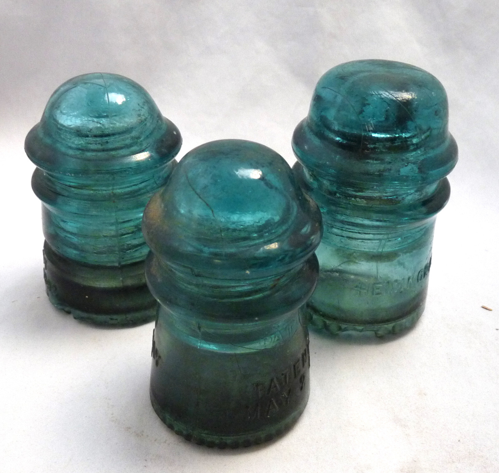 3 Vintage Hemingray Electric Pole Glass Insulators Aqua Blue 12 9 1893 ...