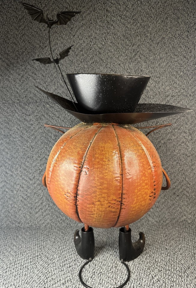 Binx Iron Halloween Springy Legs BENEDICT & LEOPOLD PUMPKIN Bats Folk ...