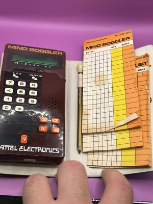 RARE MATTEL MIND BOGGLER Handheld Tabletop Electronic Video Game ...