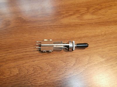 Switchcraft 3036-L Lever Switch, "LEV-R",SPDT, Locking Action, NOS | eBay