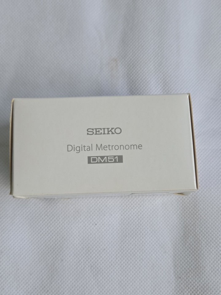 SEIKO DM51 Clip-on Digital Metronome Easy Volume Control with Clock ...