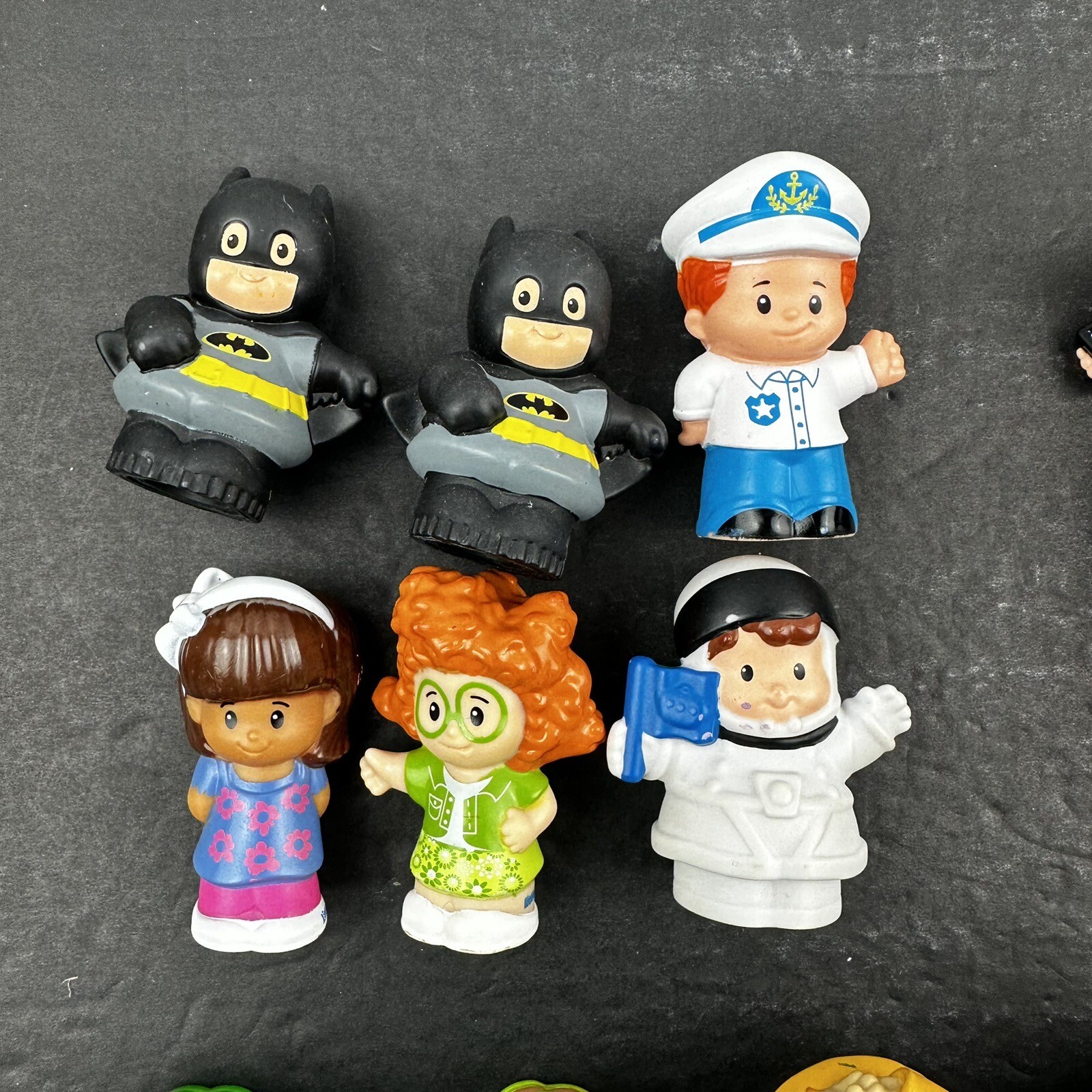 Fisher Price Little People Lot of 20- Batman Green Lantern Dwarf ...