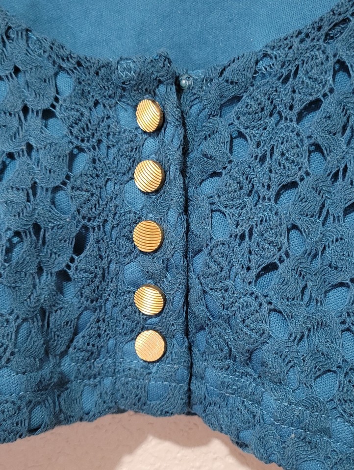 Double Zero Top Womens Large Green Cropped Crochet Long Sleeve Button ...