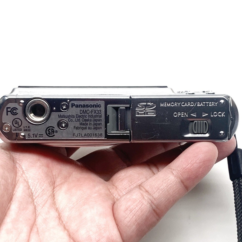 Panasonic Lumix DMC-FX33 Digital Camera - Parts Only For Repair READ ...