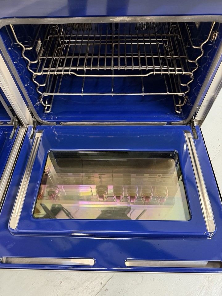 Wolf DF486G 48" Dual Fuel Range 6 Burners + Griddle PRO Stainless - Red ...