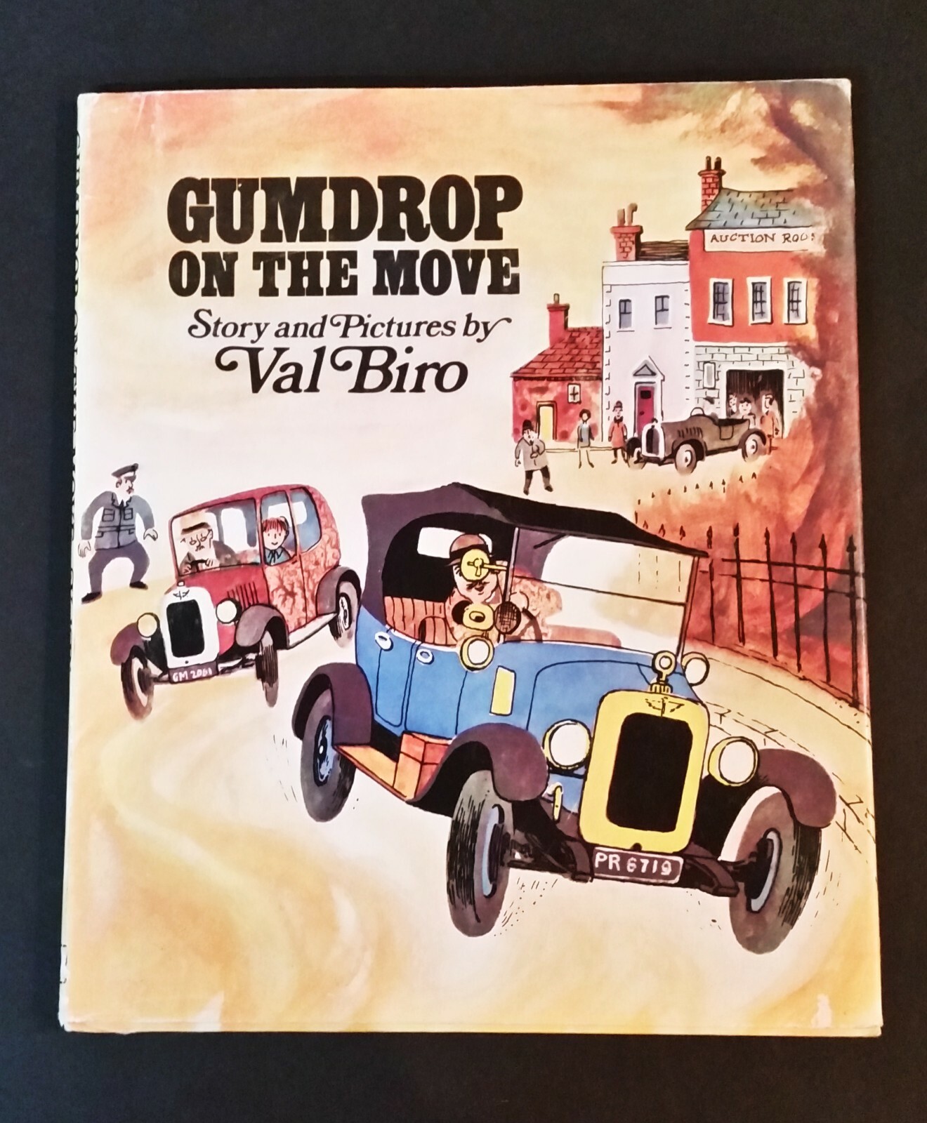 Val Biro - Gumdrop On The Move - 1969 hbdj 1st UK ed | eBay