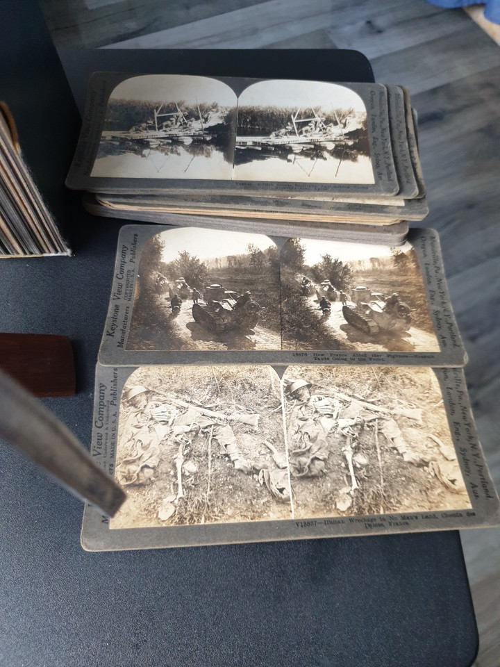 Stereoscopic Viewer with 51 Stereo Cards In Original Box Boerwar Period ...