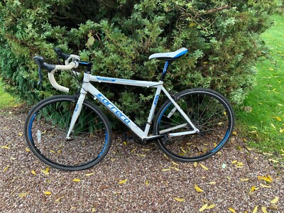 Carrera Axle Ltd Edition 6061 T.6 with 20'' frame in white. Good ...