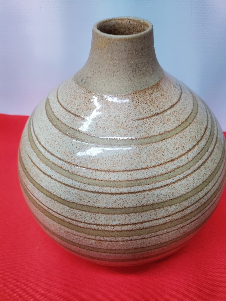 Martz Marshall Studios Pottery Large Bulbous Warm Tan Modern Signed ...