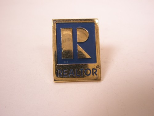 Realtor Vintage Tie Tack Lapel Pin real estate agent scott remax ...