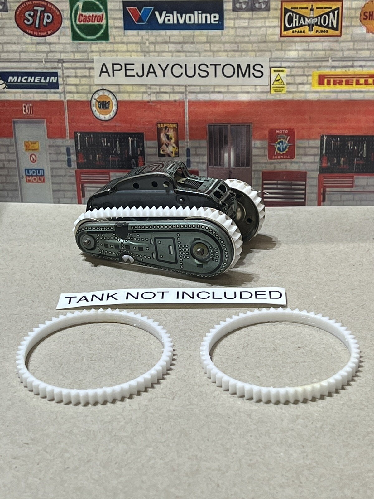 VTG Gama Tank Germany T56 Tin Toy Wind Up DBP (TRACKS ONLY) | eBay