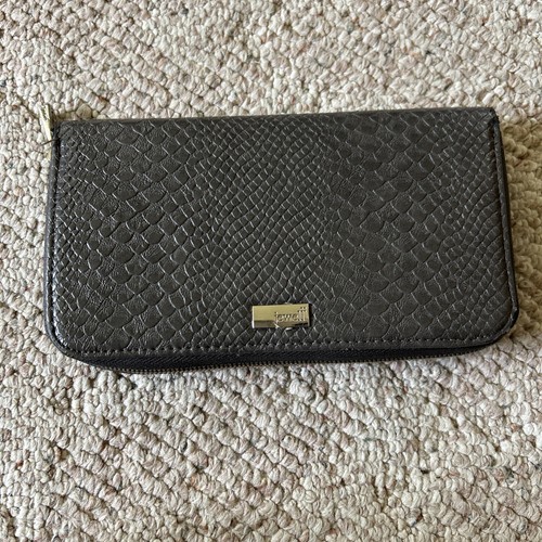 Jewell Thirty-One All About The Benjamins gray large organizer wallet ...