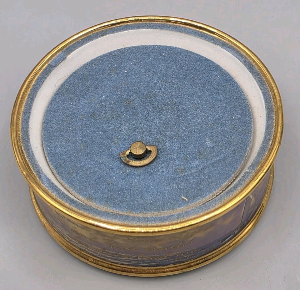 Thomas Kinkade Seaside Illuminations Lighthouse Cottage Music/Trinket ...