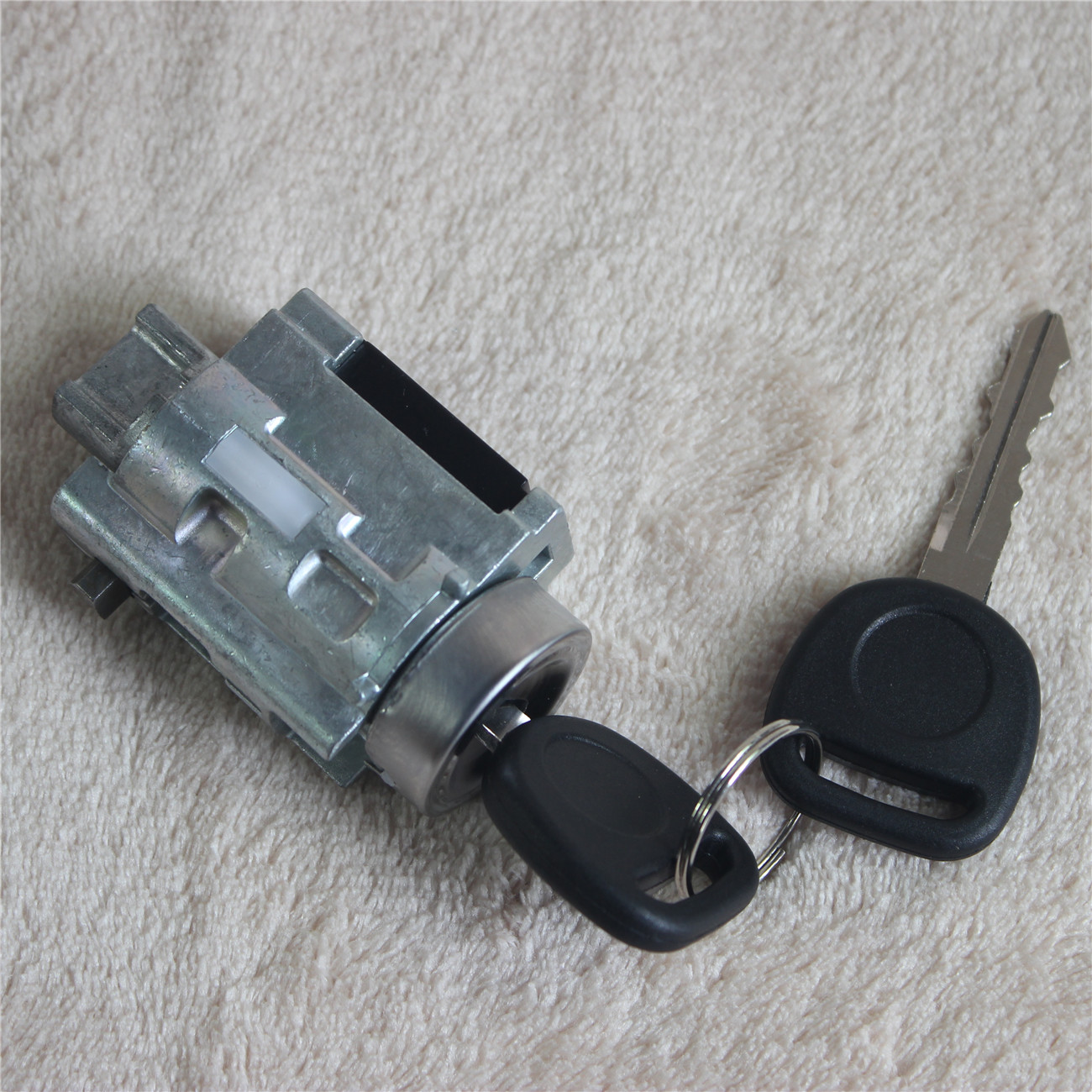 Replacement Switch & Ignition Lock Cylinder Keys Fit Olds 99-05 Pontiac ...