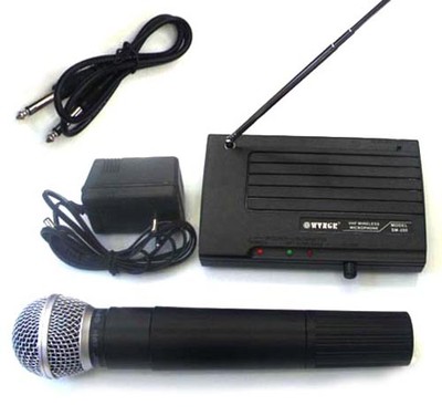 MICROFONO WIRELESS SENZA FILI CON CENTRALINA RICEVITORE KARAOKE ...