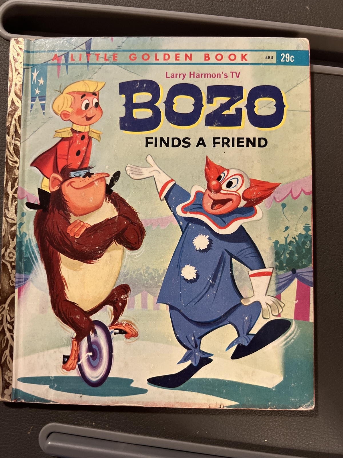 Little Golden Book #485- Larry Harmon's TV Bozo Finds a Friend 1962 ...