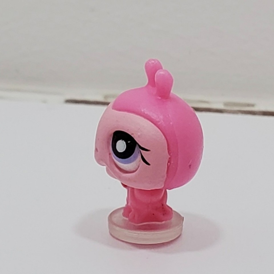 Teeniest Tiniest lps T1 Ladybug Pink Purple Figure | eBay