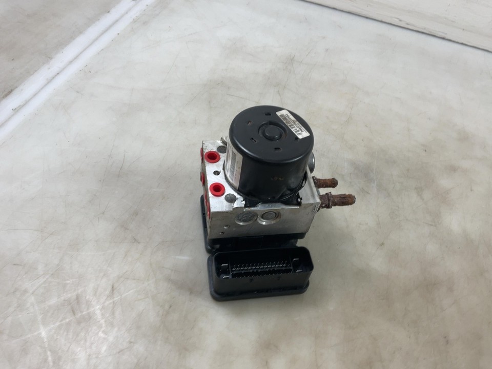 Jeep JK Wrangler ABS Brake Control Module and Pump P68253156AA 2015 ...