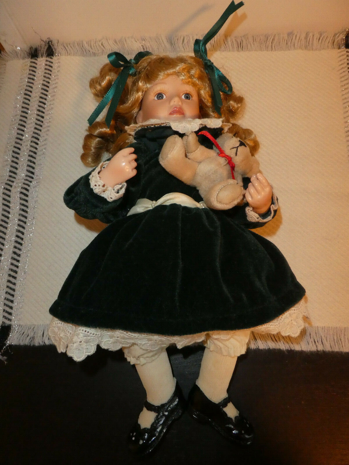 BOYDS BEAR TBC 2000 NOEL PORCELAIN GIRL DOLL 4911 VICTORIAN BEAR ...