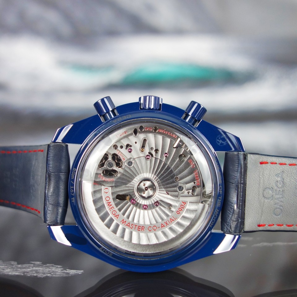 OMEGA Speedmaster Moonphase Aventurine 304.93.44.52.03.002 Blue Side Of ...