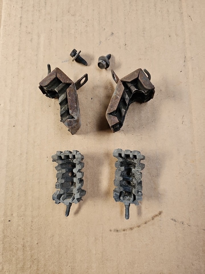 78-88 GM G-Body A/C Condenser Isolators Brackets Monte Carlo El Camino ...