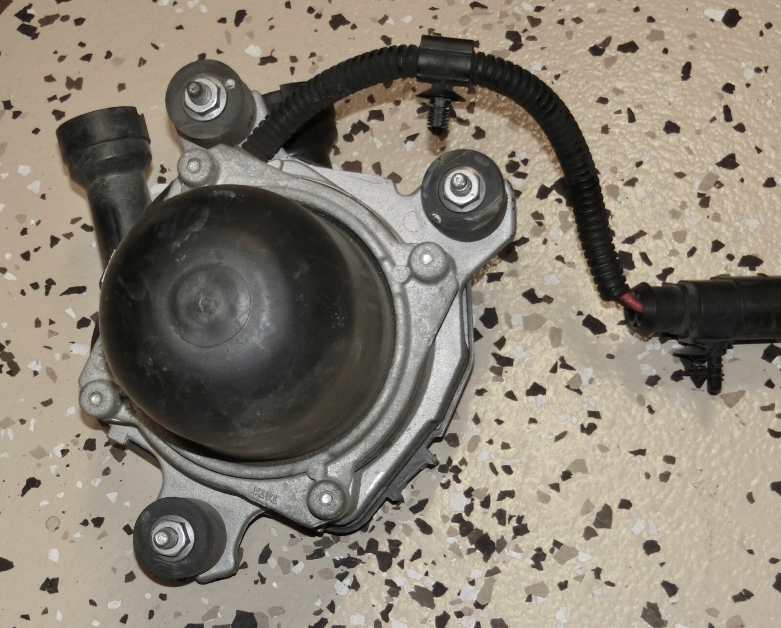 VW Golf,CC,Eos,GTI,Jetta GLI,Touareg OEM Secondary Smog Air Pump ...