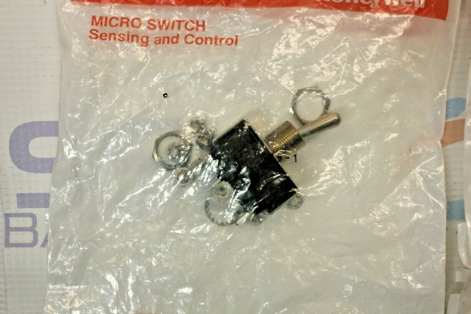 HONEYWELL - 12TS15-1 - SWITCH, TOGGLE, DPDT, ( LOT OF 3) | eBay