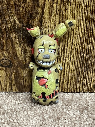 FNAF 2016 Funko 6" Springtrap Figure Five Nights at Freddy's Body And ...