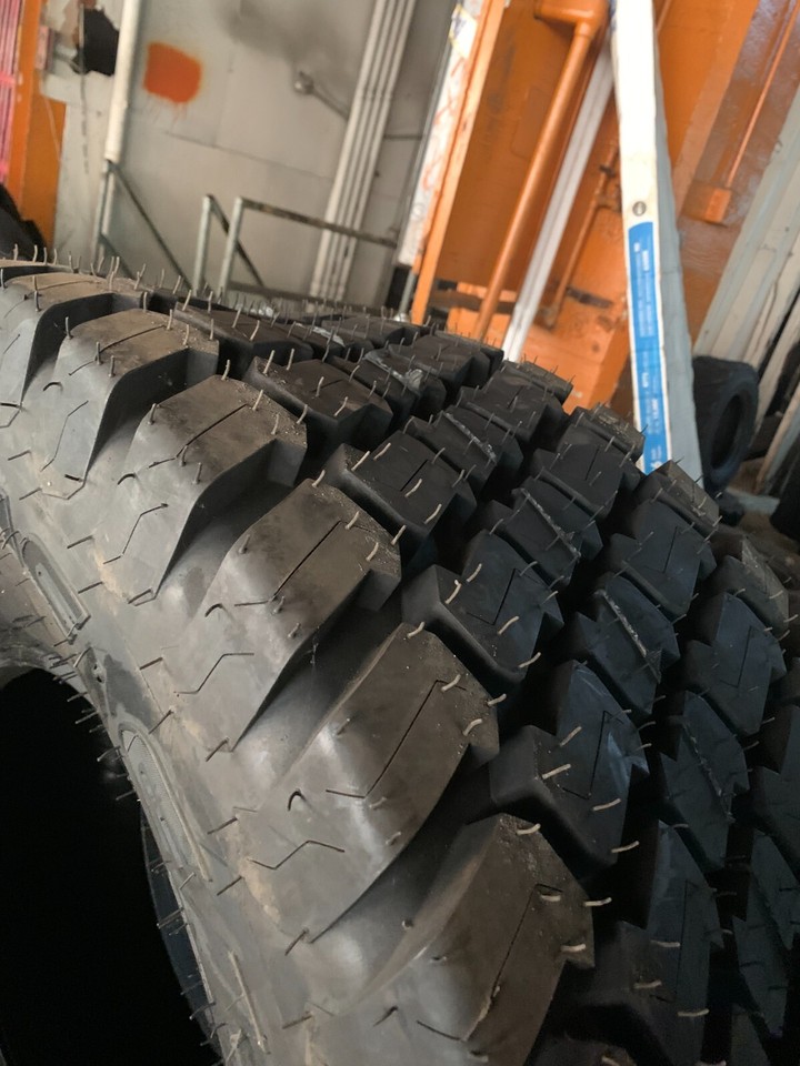 44X18.00-20 TIRES 4PLY NEW COSMETIC BLEM TURF MULTI-TRAC 44180020 44 18 ...