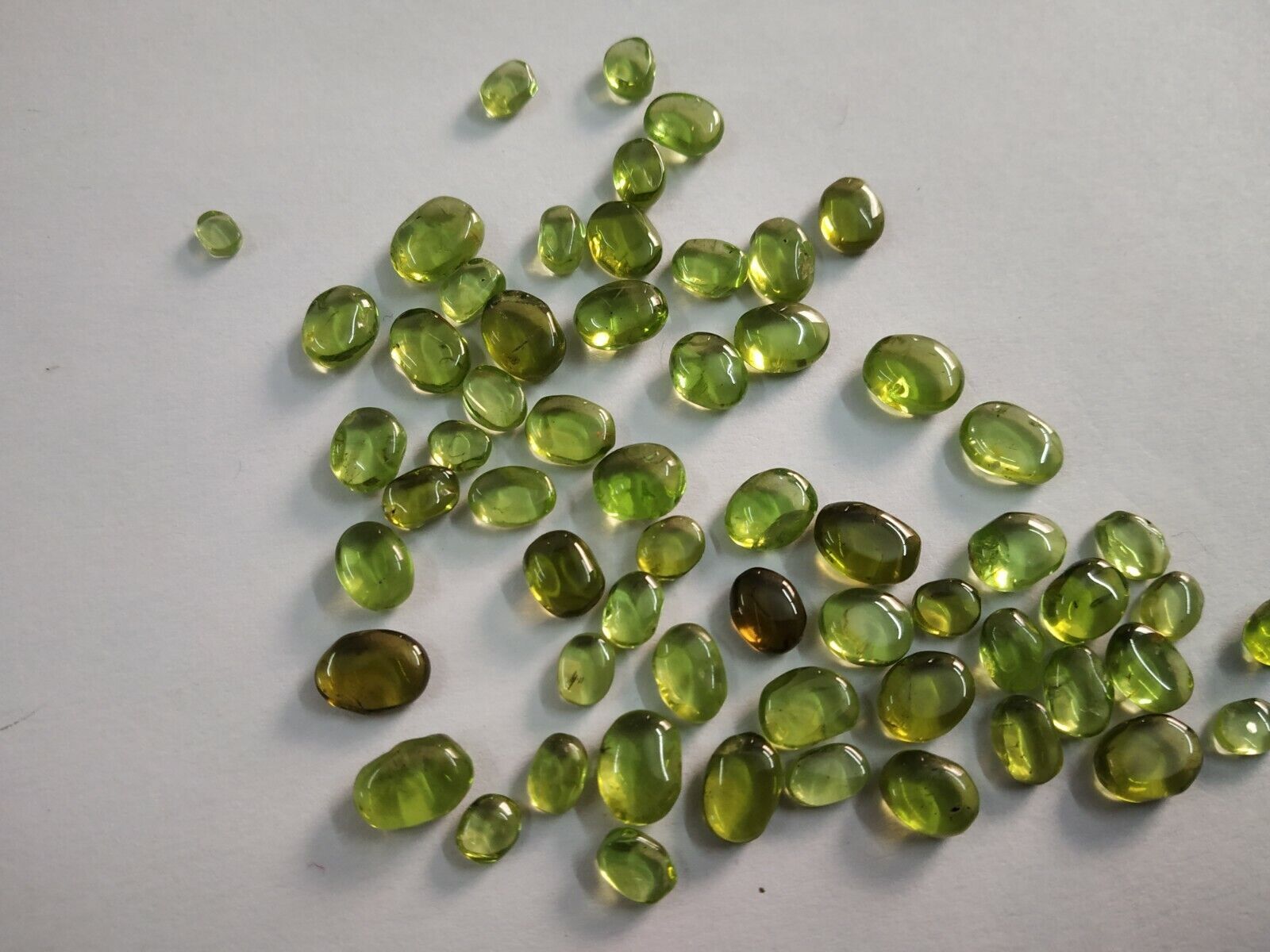 Peridot Green Color Nuggets Tumble Shape AA 60 Piece 63 Cts Natural ...