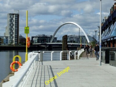 Photo 6x4 The Clyde Walkway Glasgow On the north bank of the Clyde ...