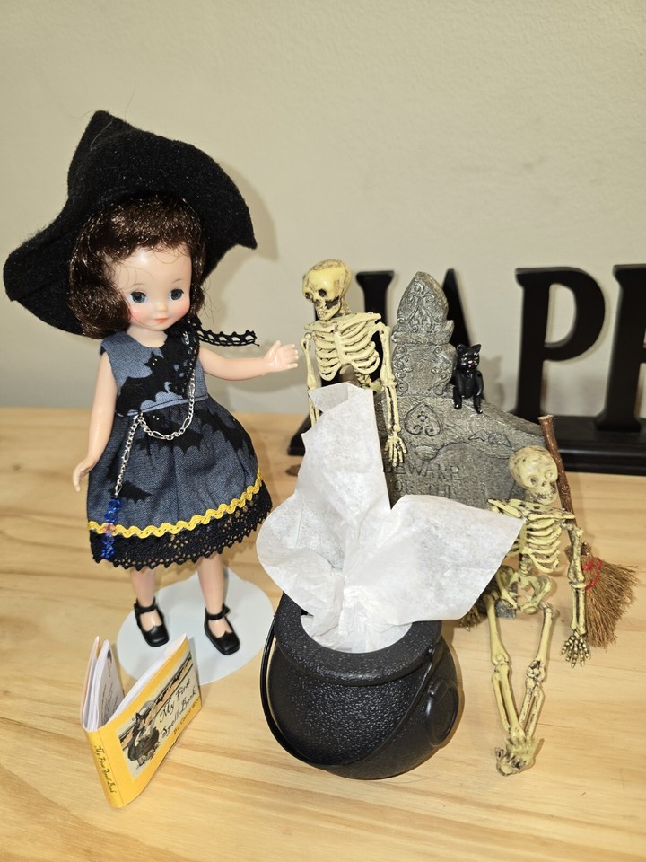 Vintage 8" Betsy McCall Doll & New Halloween Playset Witch Graveston ...