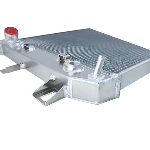 4 Row Radiator fit 2001-2005 02 03 Chevy Silverado 2500 HD 6.6L Duramax ...