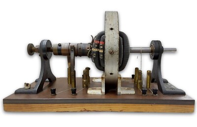 Antique Universal Scientific Co. Electric Motor Cat. No. 700 Dynamo | eBay