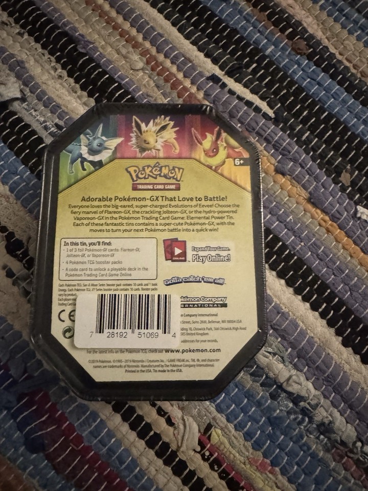 Pokemon TCG: Elemental Power Tin Flareon GX + 4 Packs (Sun & Moon ...