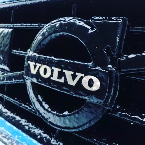 BLACK 115mm VOLVO Grill Badge Emblem Decal C30 S40 V50 S60 S80 C70 V70 ...