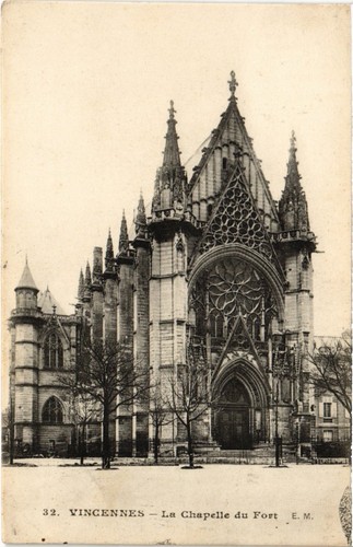 CPA Vincennes La Chapelle du Fort (1346904) | eBay