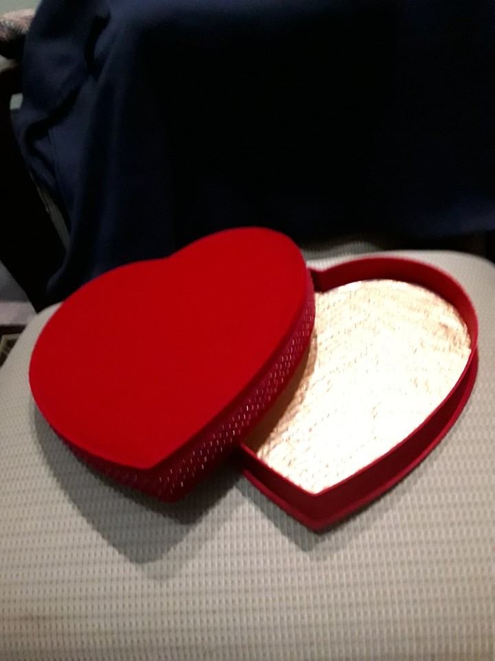 Vintage Valentine Godiva Velvet Beaded Heart Candy Box & More! | eBay