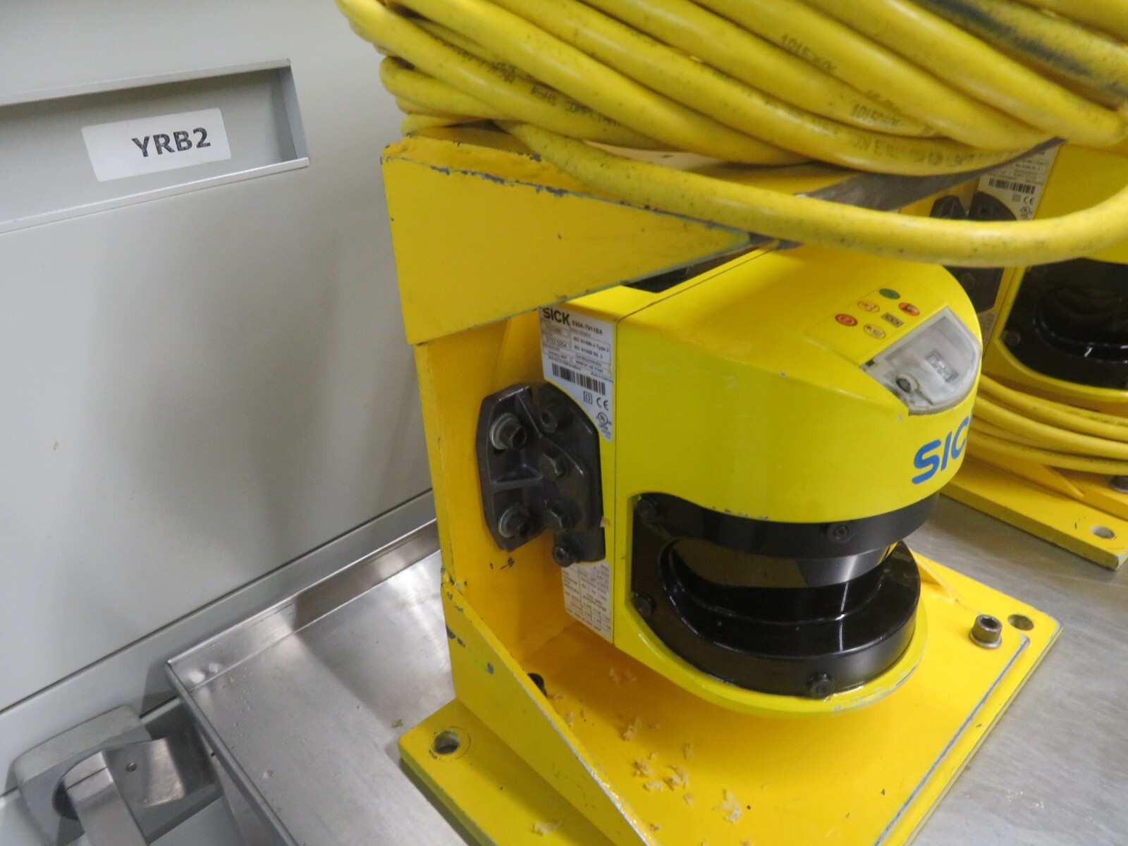 Sick S300 S30A-7011BA Safety Laser Sensor w System Plug Mount Cable ...