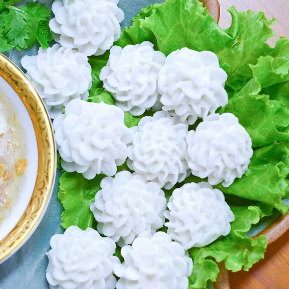 Tongs of Chor Muang (Flower Shaped Dumpling filled) Thai Royal Steamed ...