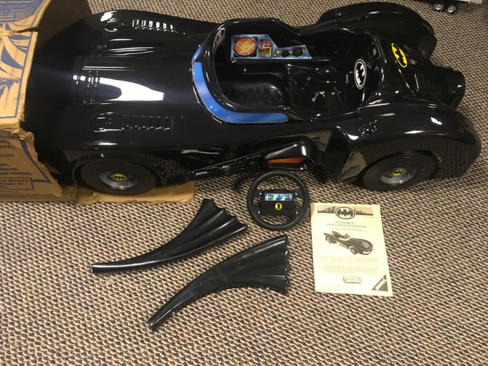 Vintage 1992 Batman Returns with Michael Keaton Batmobile Buddy L Power ...