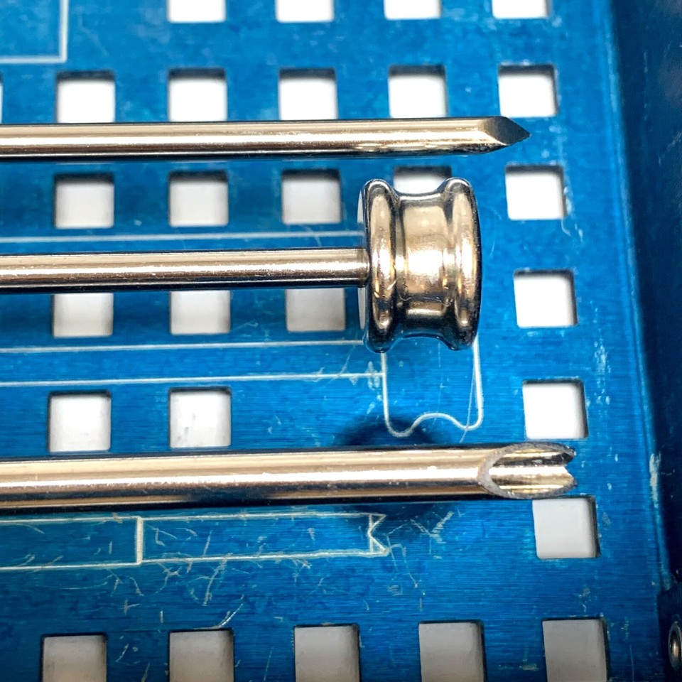 ARTHREX REF AR-1327, Bio-FASTak and Optional Bio-Corkscrew ...