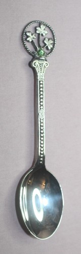 VTG. SHAMROCK 3 LEAF CLOVER & GREEN STONE SOUVENIR SPOON SILVER PLATED ...