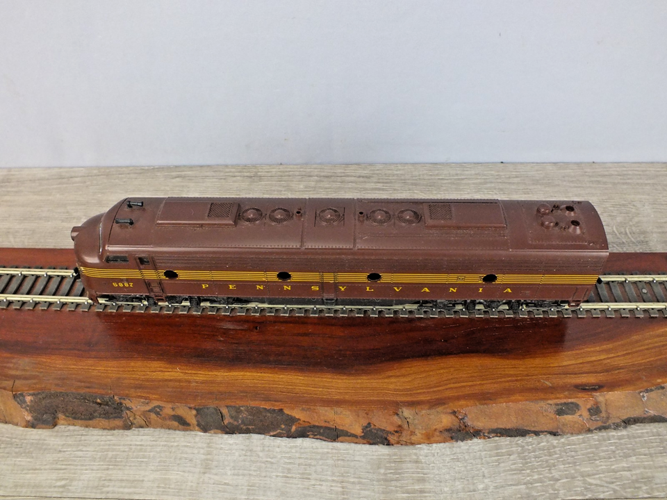 H O Train Dummy Locomotive E-8 Pennsylvania 5887 | eBay